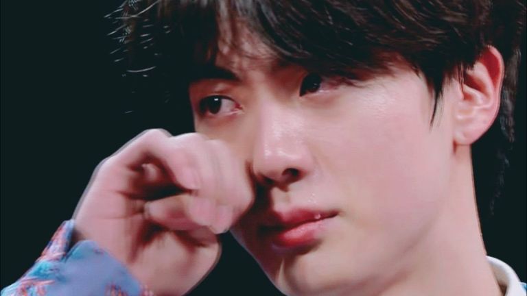 Por este lamentable motivo Jin de BTS consideró separarse del grupo de ...