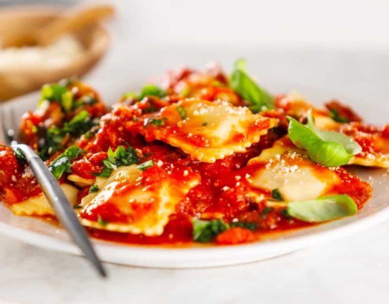 Con esta receta puedes preparar los más ricos Ravioles con Tuco, fácil ...