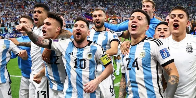 Así es el nuevo escudo de la AFA: Desde la camiseta hasta el buzo de la ...