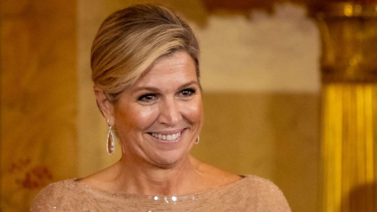 Máxima de Holanda volvió a deslumbrar con este elegante look acaparando ...