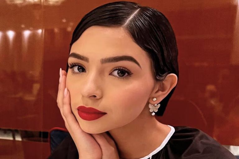 Así lucía Ángela Aguilar con el cabello largo | Voces Criticas - Salta ...