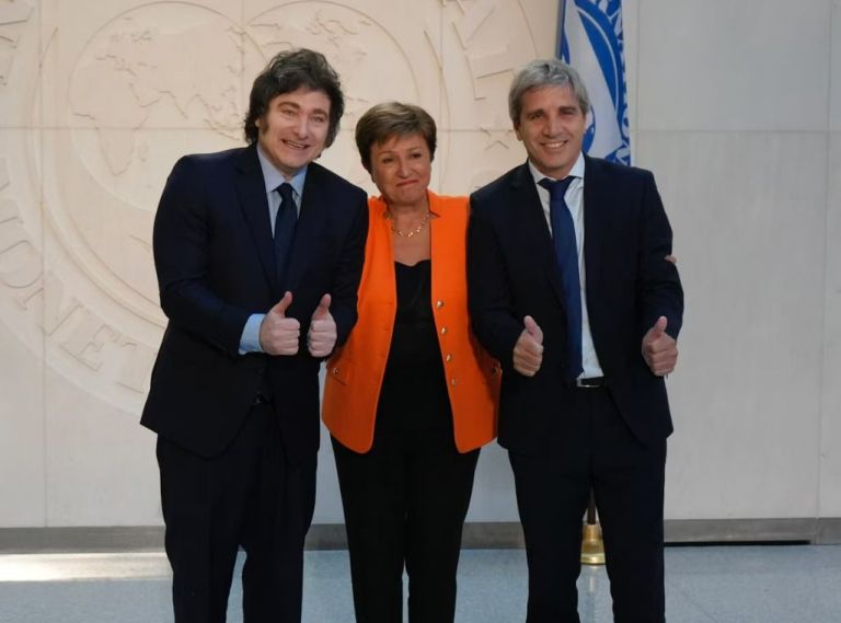 Se revelaron los detalles sobre el préstamo del FMI que el Gobierno tomará mediante el DNU ...