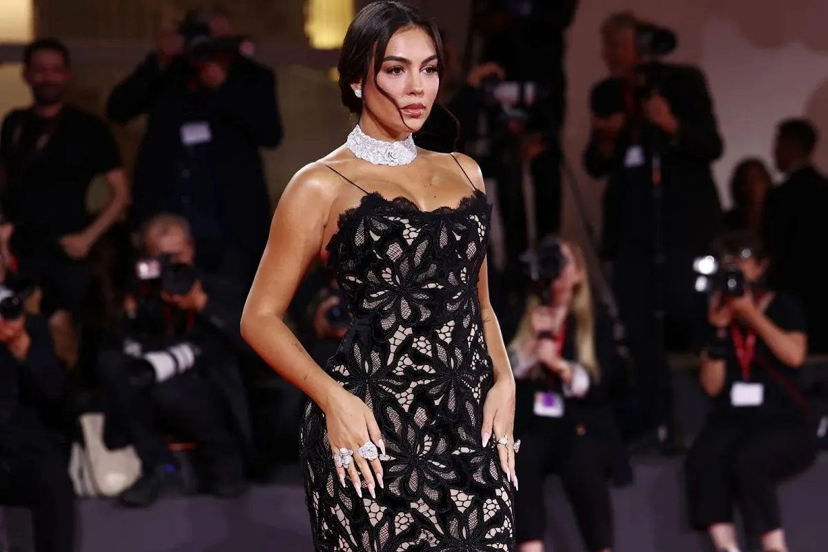 Uñas de impacto: Georgina Rodríguez arrasa en Venecia 2025 con french ...