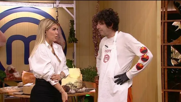 Andy Chango rompe el reloj en MasterChef Celebrity y deja sin palabras ...