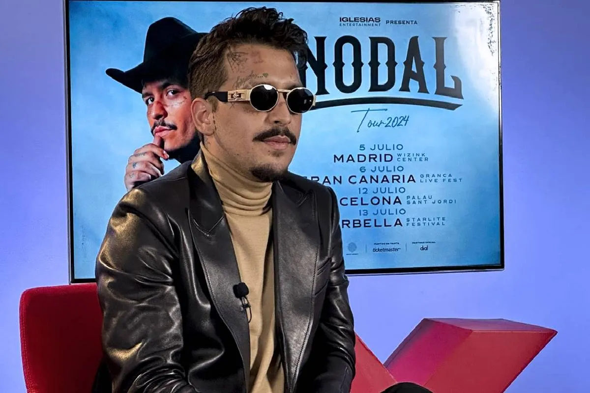 Christian Nodal se arriesga con un cover durante su show y genera ...